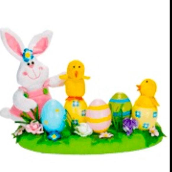 Avon | Holiday | Nwt Avon Chicks Light Up Centerpiece Easter Eggs Bunny ...